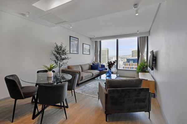 Portia Luxury City Penthouse, Views! - Camps Bay