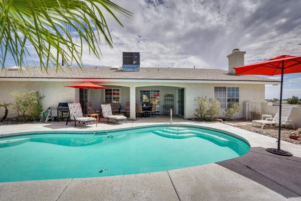 Views & Fenced Yard: Lake Havasu City Home! - Lake Havasu City, AZ