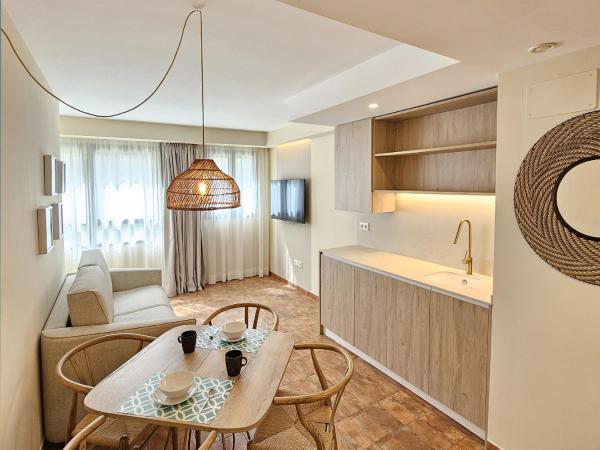 Apartamentos Las Ciencias Ñ - La Torre
