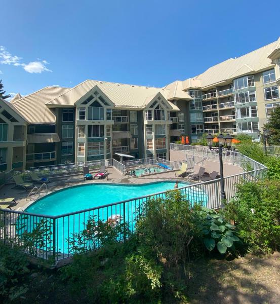 The Woodrun Lodge By Whiski Jack - Whistler Blackcomb