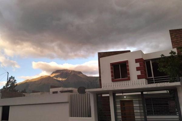 Casa, Hospedaje Turístico. - Carchi