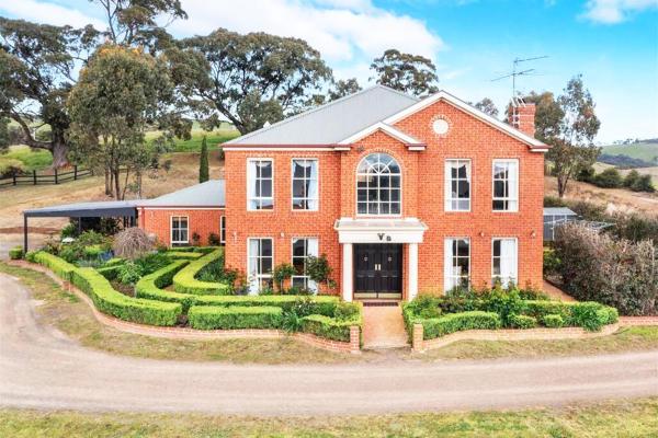 Centelle Park Farm Stay - Broadford, Australia