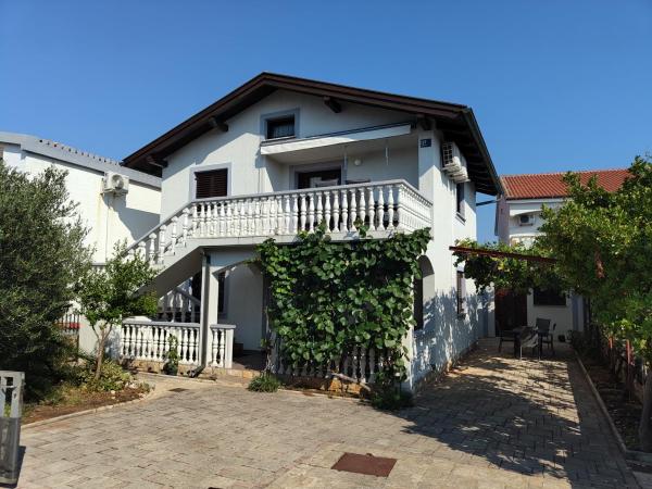 Apartmani Marica - Vir