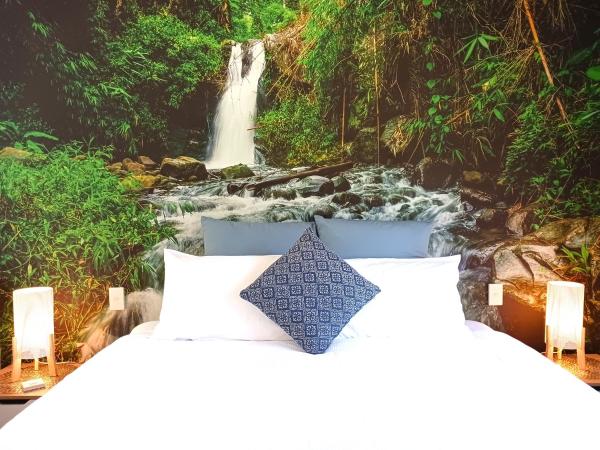 Hideaway Falls - Staggys Cottage - Mapleton