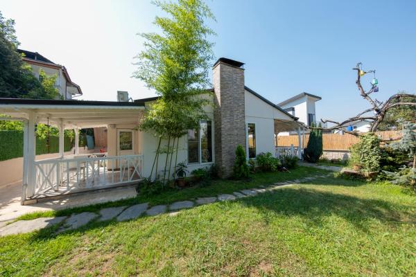 Kartepe Renkli̇ Evler / Beyaz Ev - Kartepe