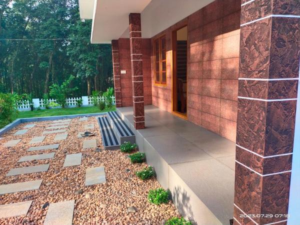 Merlys Fruit Garden - Resort At Thattekkad - Kothamangalam