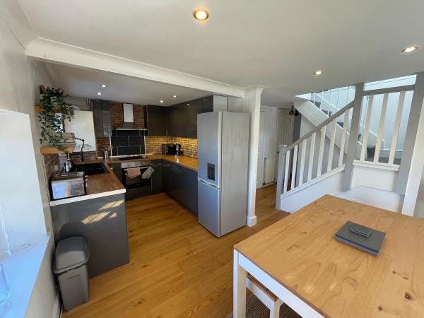 Stylish 2 Bedroom Apartment Close To Beaches - Fakenham