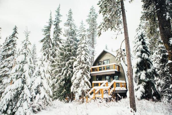 The Bow Roof Cabin - Meredith Lodging - Mount Hood, OR