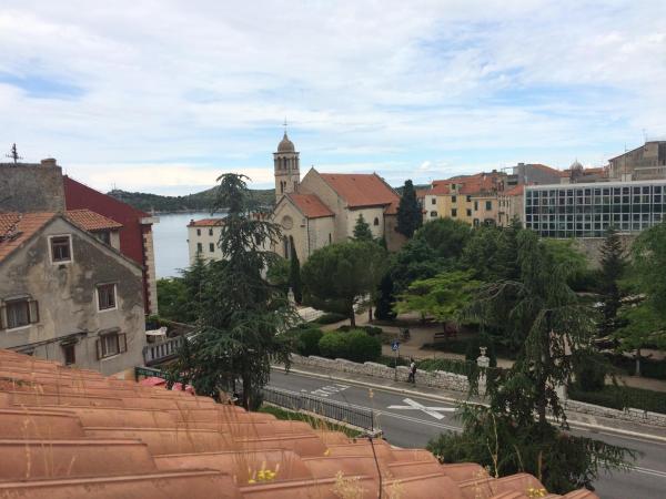 Apartment City Vibe, Great Location! - Skradin