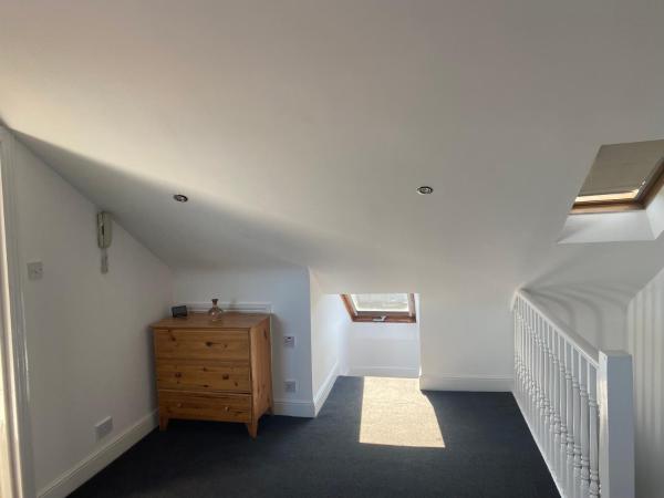 Studio Flat - Watford