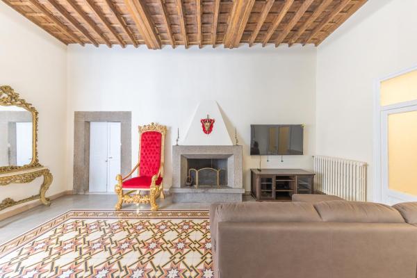 The House Of Thrones - イタリア ビテルボ