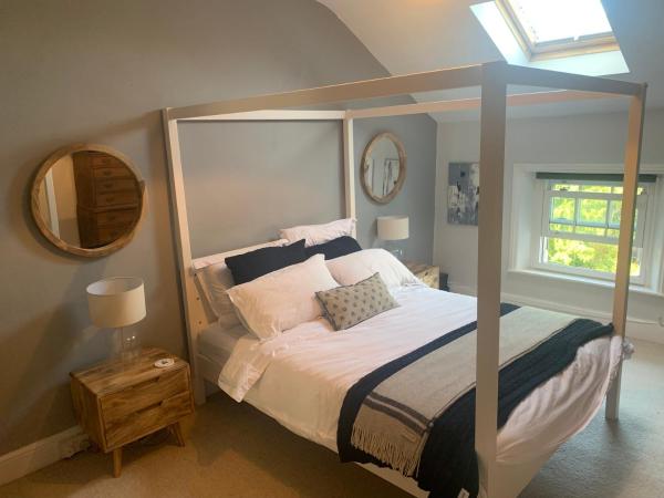Top Floor. Top Notch. Tranquil Treat. Stone's Throw From Thames. - Marlow