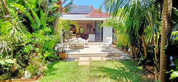 Sophisticated Bondi Beach House - Mosman