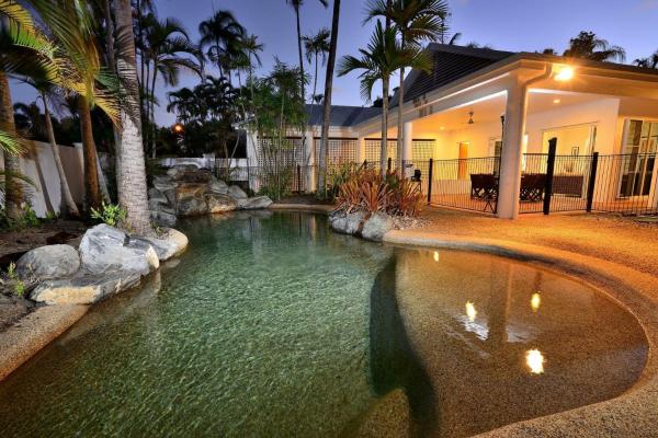 Coral Drive Retreat - Port Douglas