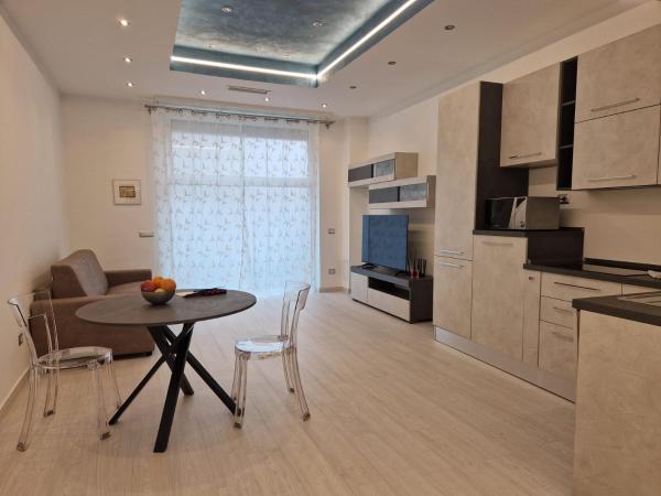 N&ghomesweethome Van Gogh Elegante E Confortevole Casa Vacanze - Milan