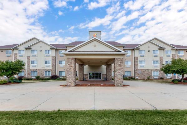 Comfort Suites - Waterloo, IA