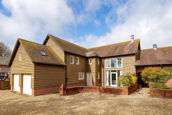 Byre House - Blandford Forum