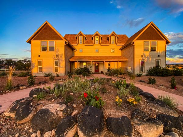 Skyridge Inn - Utah