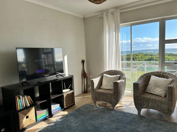 Bella Casa 179 - Atlantic Ocean & Robben Island View - Big Bay Beach Club Apartment - Cape Town