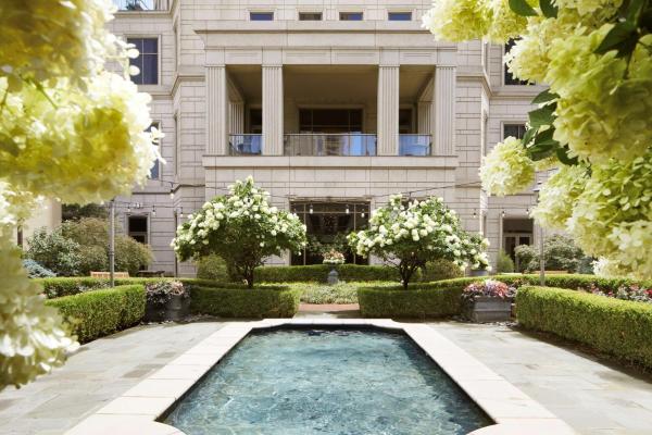 Waldorf Astoria Atlanta Buckhead - Atlanta, GA