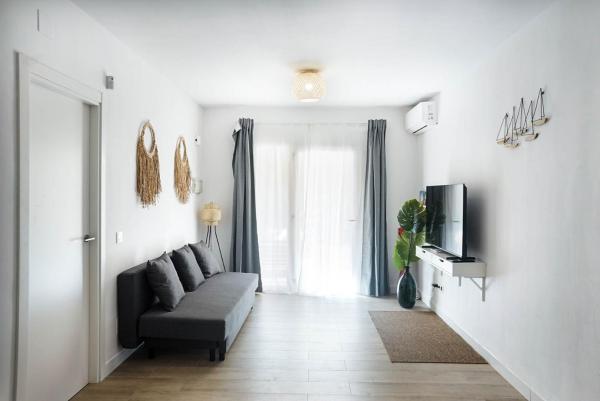 Playa, Piscina Y Relax En Este Coqueto Apartamento En Nerja - Nerja