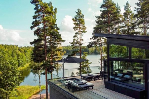 Villa Padel - Premium Lakeside Residence & Grounds - Karjalohja