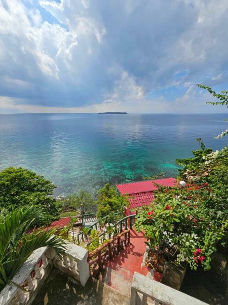 Sandra's Holiday House - Oslob