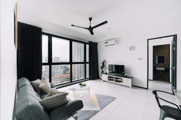 New Infinity Pool 3 Bedrooms 2 Carparks 197 - Gelugor