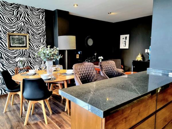 Elegant Apt Boutique In La Roma 2br/2ba/terrace - Ciudad de México