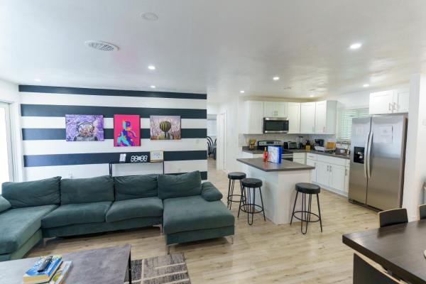 Cryptocabana - Miami Shores, FL