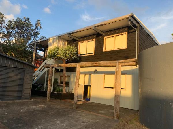 Shamrock Getaway - Matakana