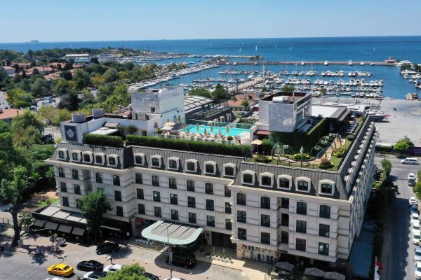 Wyndham Grand Istanbul Kalamış Marina Hotel - Istanbul