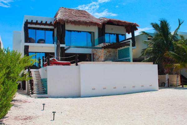 Therasia Luxury Beachfront Retreat - Yucatan
