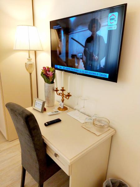Piccolo Mondo Verona 'Deluxe Suite & Rooms' - Verona