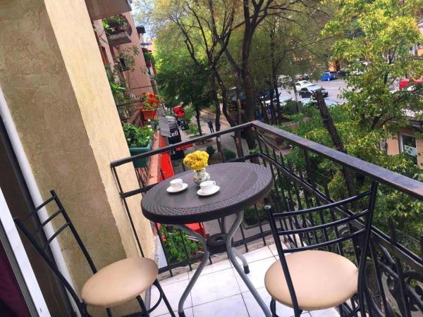 Comfortable 1 Bedroom Apartment +Open Balcony , In City Center, Best Location - Jereván