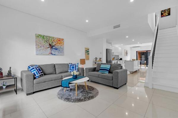 2br Townhouse Cbd Chinatown Free Wifi Freeparking - Glenelg