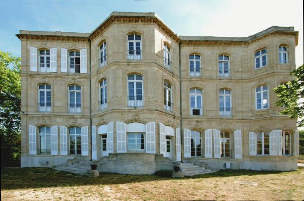 Auberge De Jeunesse Hi Marseille Bois-luzy - Aubagne