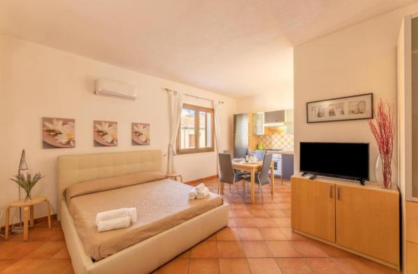 Relaxing Cristal Blu Studio Sleeps 4 No1492 - Santa Teresa Gallura