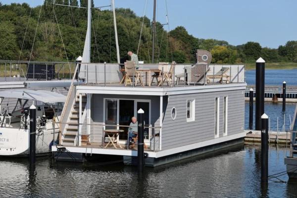 Hausboot Liliput - Stralsund