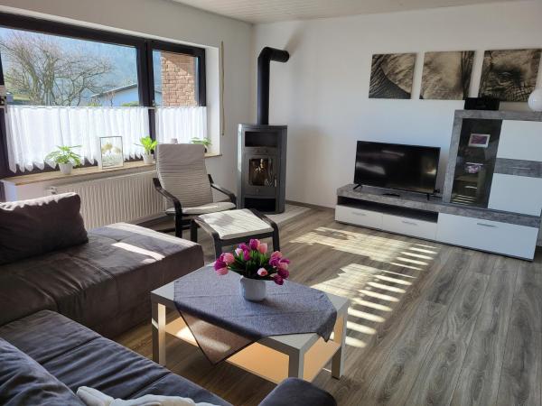 Appartement 2 Schlafzimmer, Terrasse, Hund, Kamin - Emmerthal