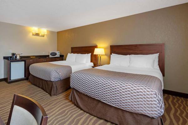 Best Western High Road Inn - Edson