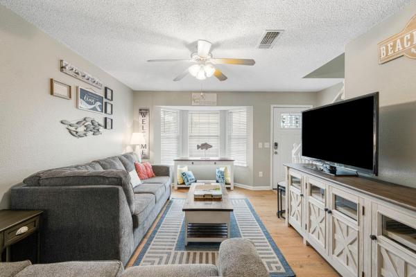 Barefoot Bungalow - Panama City, FL