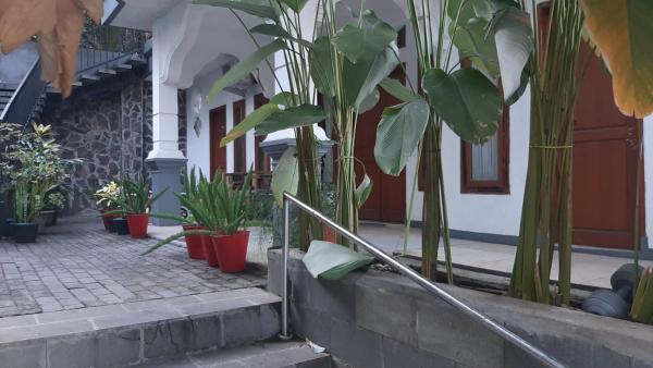 Cigadung House - Bandung