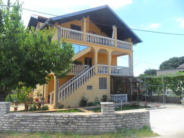 Apartments Stana - Sukošan