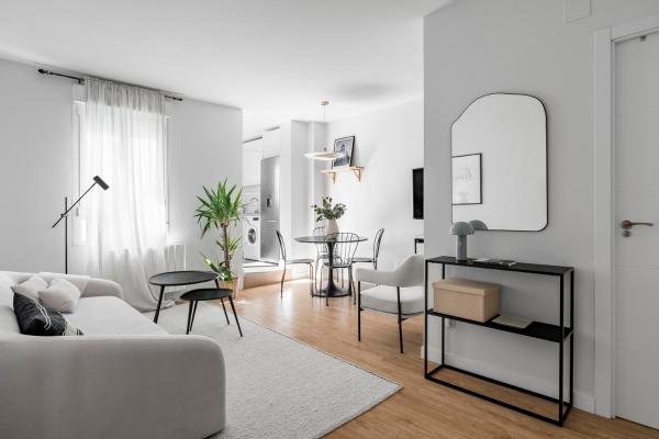 Cozy 2 Bedroom Apartment With Patio - Majadahonda