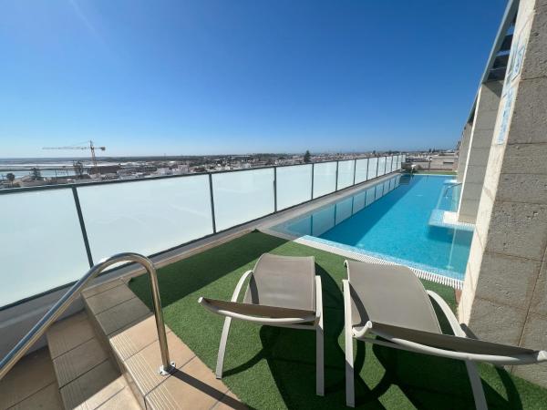 Gatu Premium Marismas, Terraza, Parking, Piscina Común Y Aire Acc , " Preferente Mayores De 25 Años Y Familias " - El Puerto de Santa María