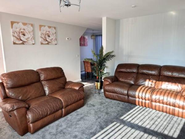 Crystal Home - Manchester