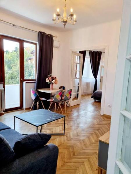 Cozy Apartment Near City Center - Bucarest