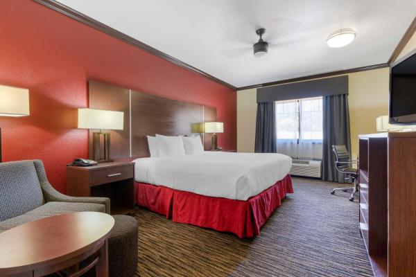 Best Western Plus Classic Inn And Suites - Toledo Bend Reservoir