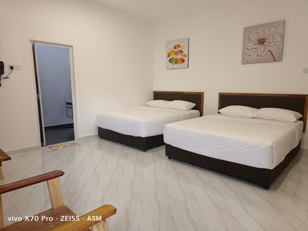 Asm Roomstay-4-2 Queen Beds - Kuala Terengganu